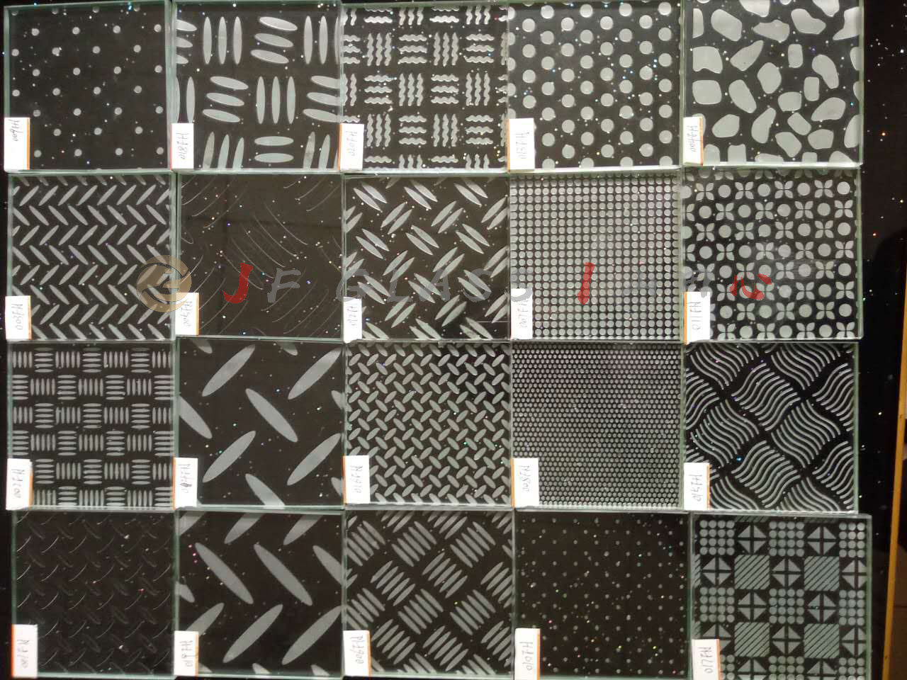 Flat Acid Etched EN12150-1 5MM Shower Enclosure Glass